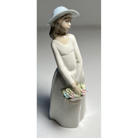 Princess House | Art | Figurine Princess House Exclusive Porcelain Girl ...